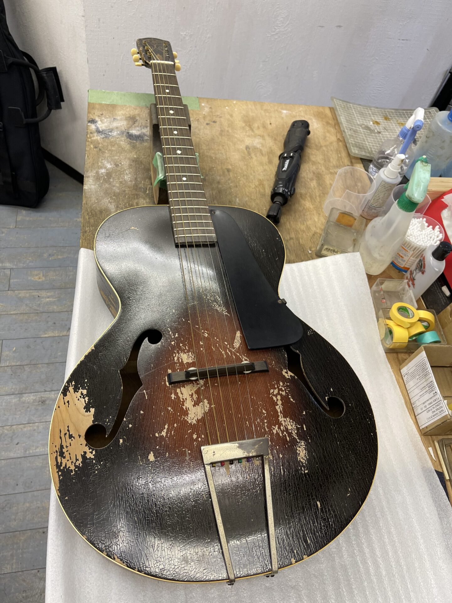 Rex Royal Archtop ネックリセット | Guitar works Roost